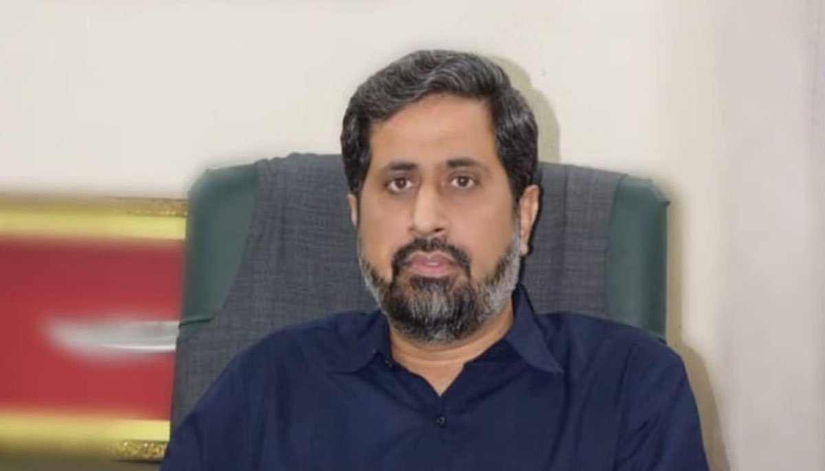 Chohan given a new task - make Shahbaz and Hamza life miserable in jail ...